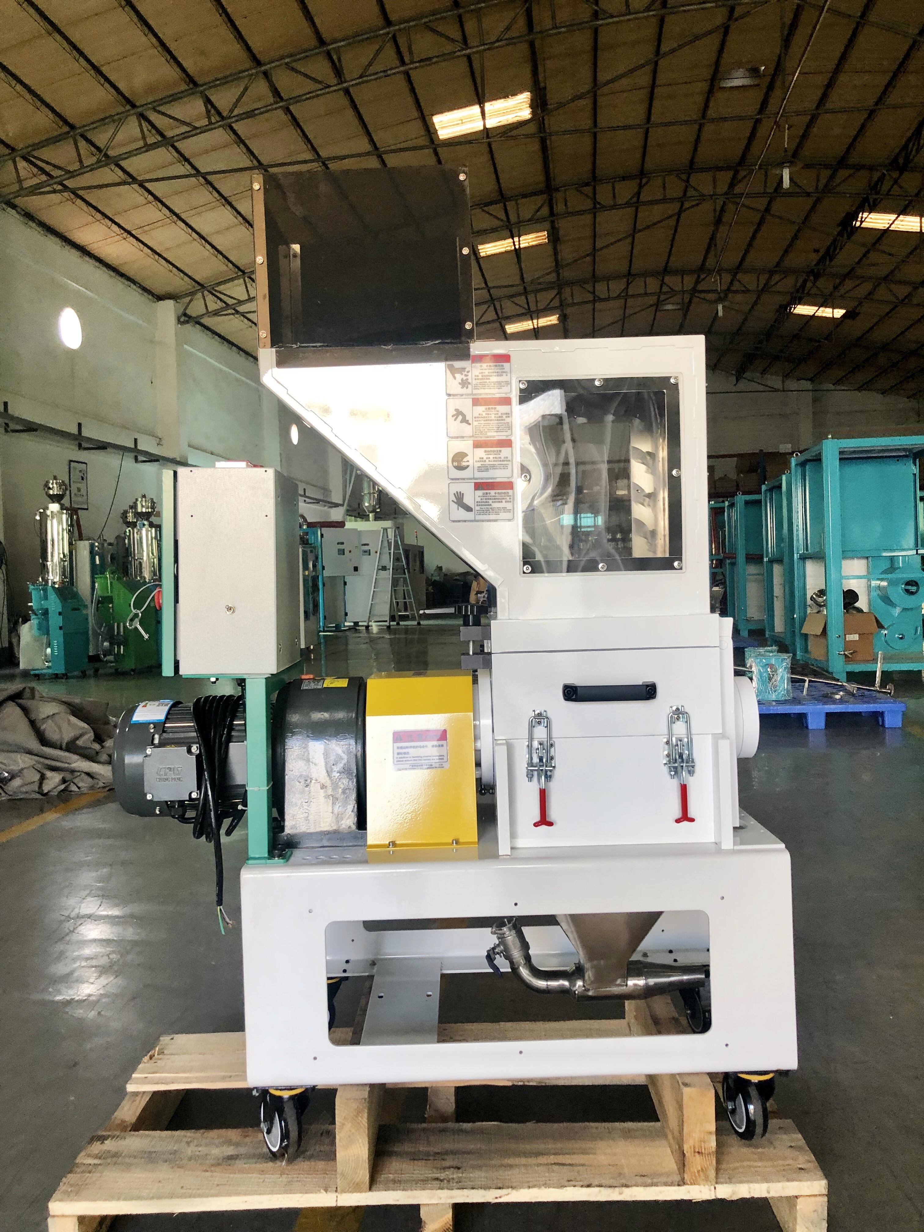 3 Phase Grinder Crusher Granulator Slow Speed For Plastic Sprues